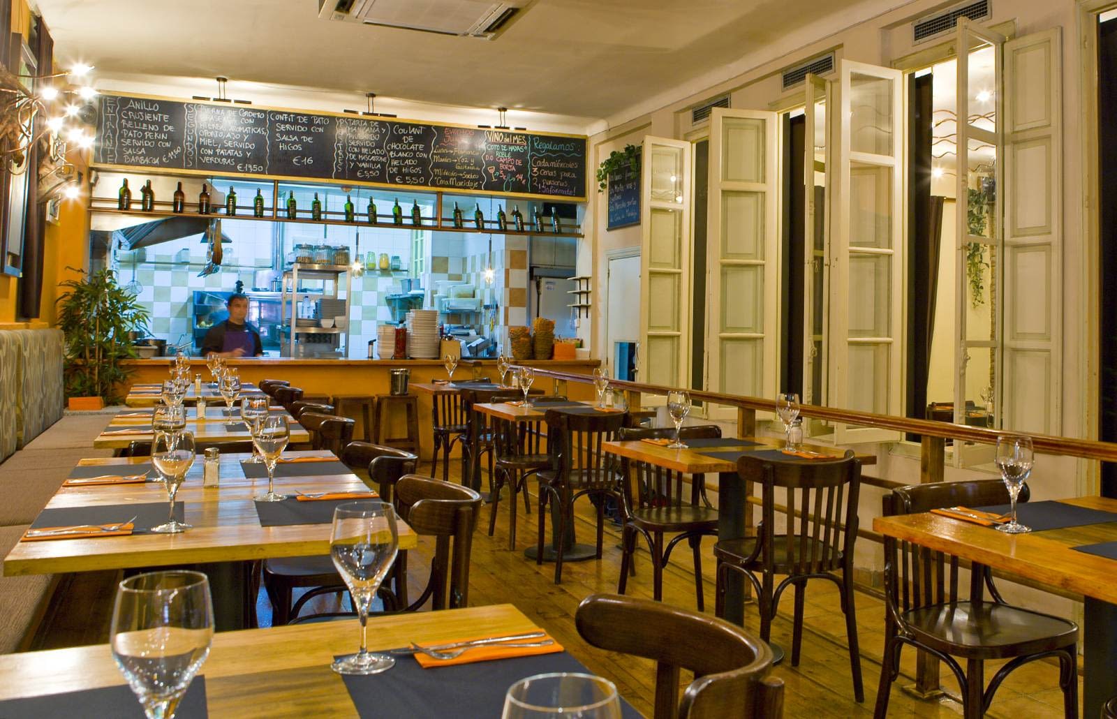 Restaurante Vino Mío - Un sitio destacado en Málaga